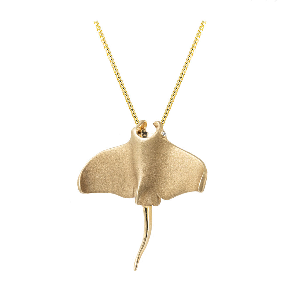 Manta Ray Pendant | Mark Schneider Fine Jewelry